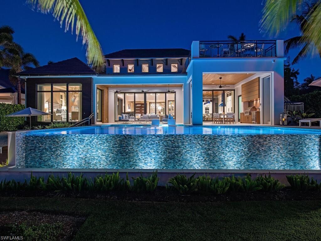 661 Galleon Dr, Naples, FL 34102 | MLS ID 225049018 - John R. Wood ...