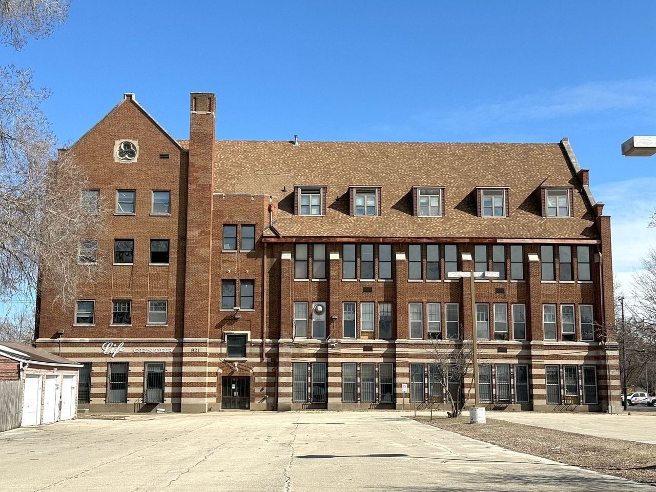 921 W State St, Rockford, IL 61102 | MLS ID 42733289 - Gambino Realtors