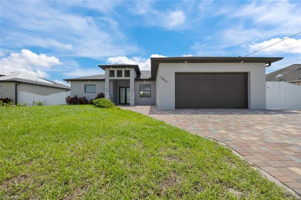 1609 Nelson Rd N, Cape Coral, FL 33993 | MLS ID 225057869 - John R ...