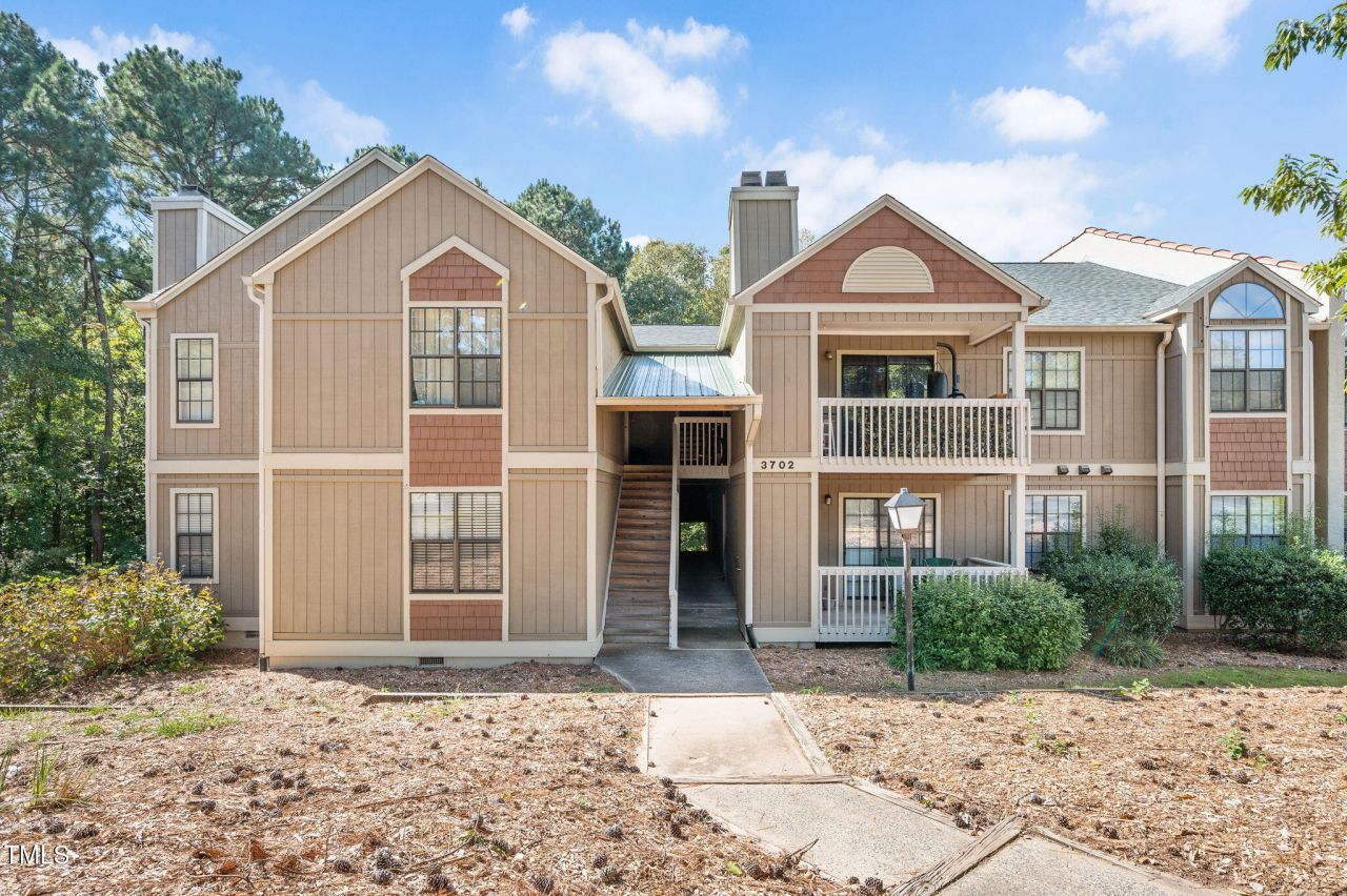 3702 Chimney Ridge Place, Unit 08, Durham, NC 27713 | MLS ID 10120843 ...