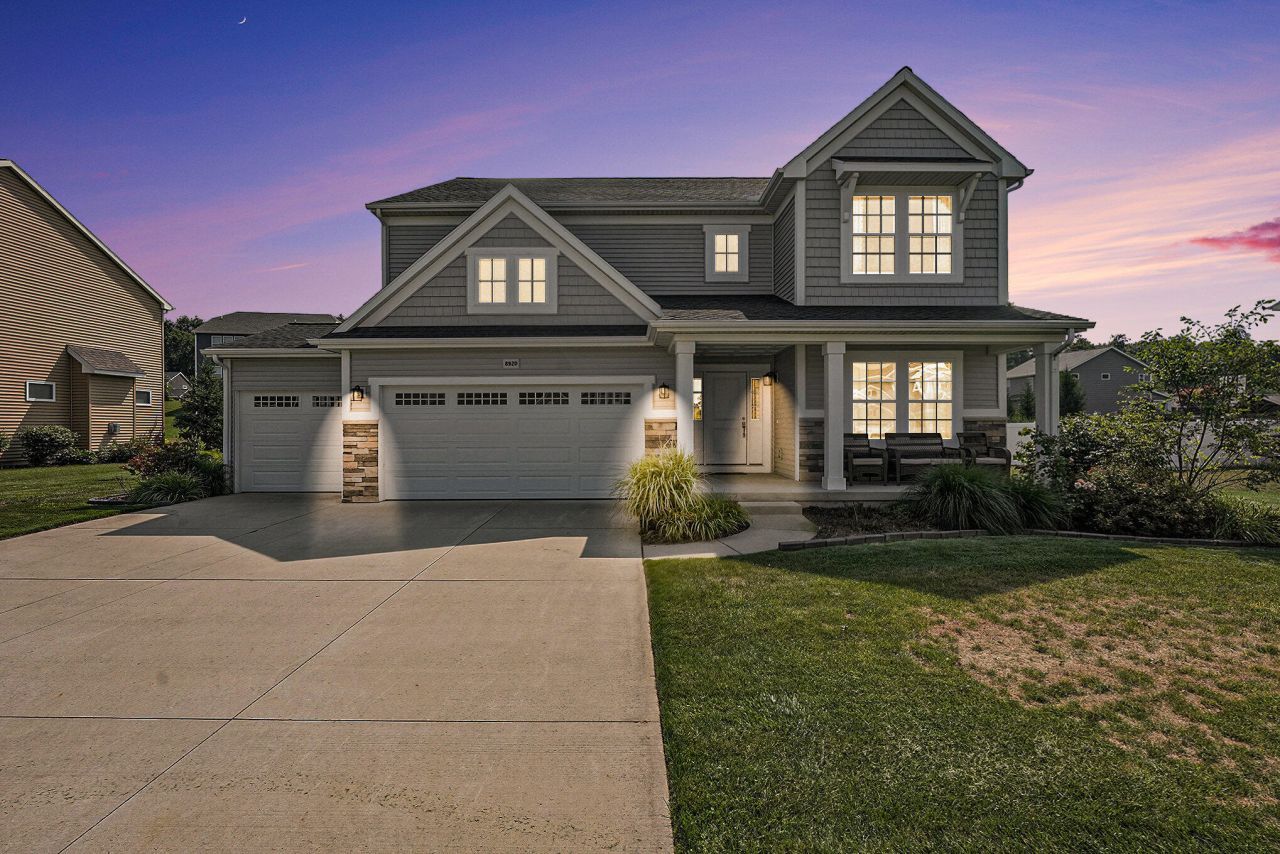 8920 Pictured Rock Drive Sw, Byron Center, MI 49315 | MLS ID 25051240 ...