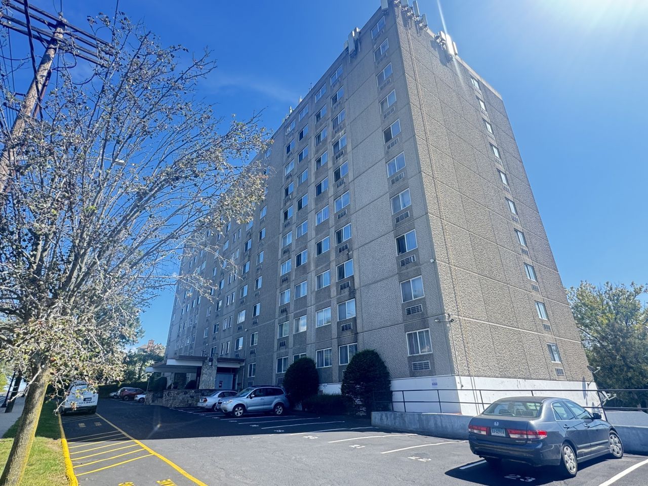 120 Huntington, Unit 801, Bridgeport, CT 06610 | MLS ID 24128084 - Bain ...