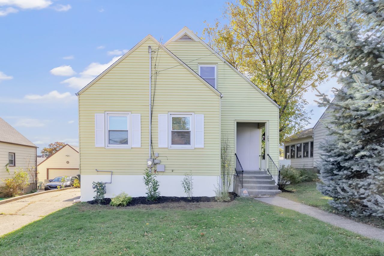 783 Clark, Bridgeport, CT 06606 | MLS ID 24136001 - Bain Real Estate