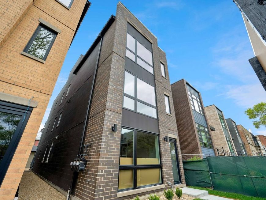 4607 S Saint Lawrence Avenue , Unit 2, Chicago, IL 60653 | MLS ID 12512739 - Baird & Warner