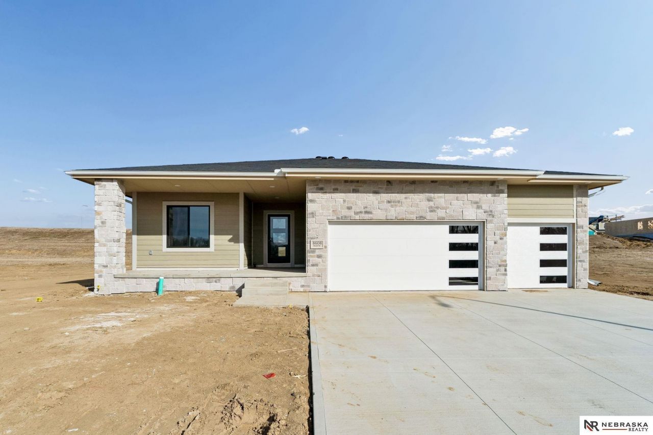 8608 Reed Street, Papillion, NE 68046 | MLS ID 22532094 - NP Dodge Real ...