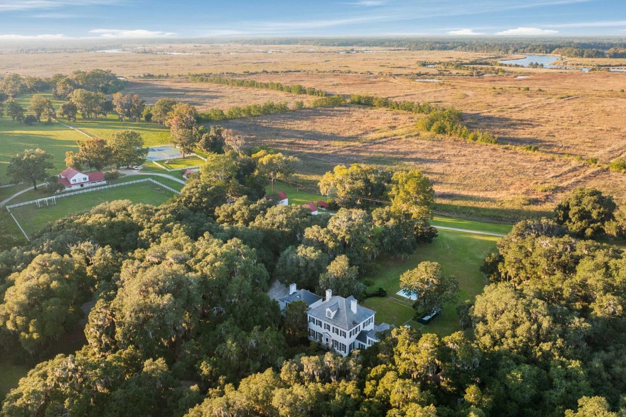 1305 River Road, Yemassee, SC 29945 | MLS ID 25029943 - Carolina One ...