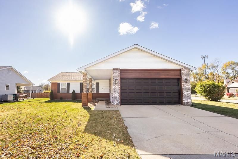 41 Paulette Drive , Belleville, IL 62226 | MLS ID 25075718 - Strano ...