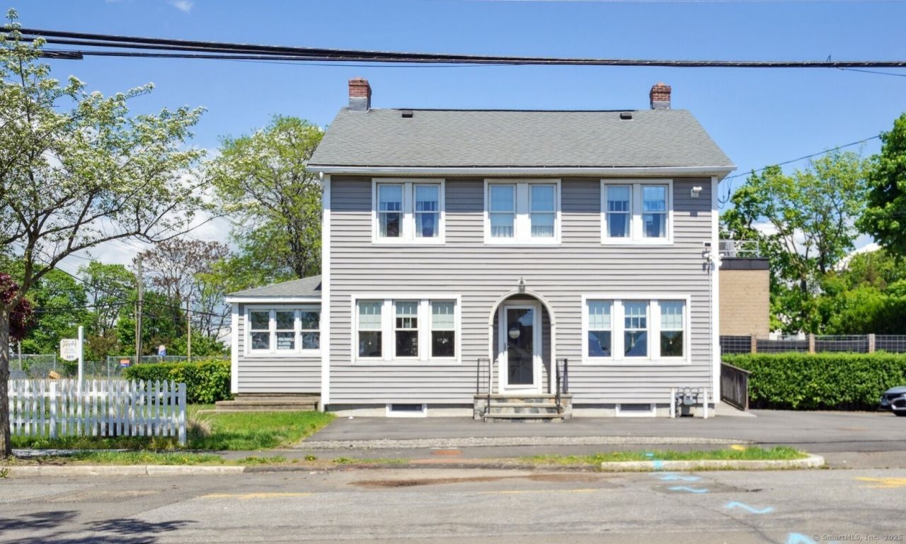 189 East , Norwalk, CT 06855 | MLS ID 24140121 - Bain Real Estate