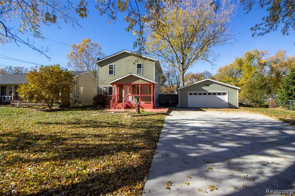 2069 Dexter Road , Auburn Hills, MI 48326 | MLS ID 20251054575 ...