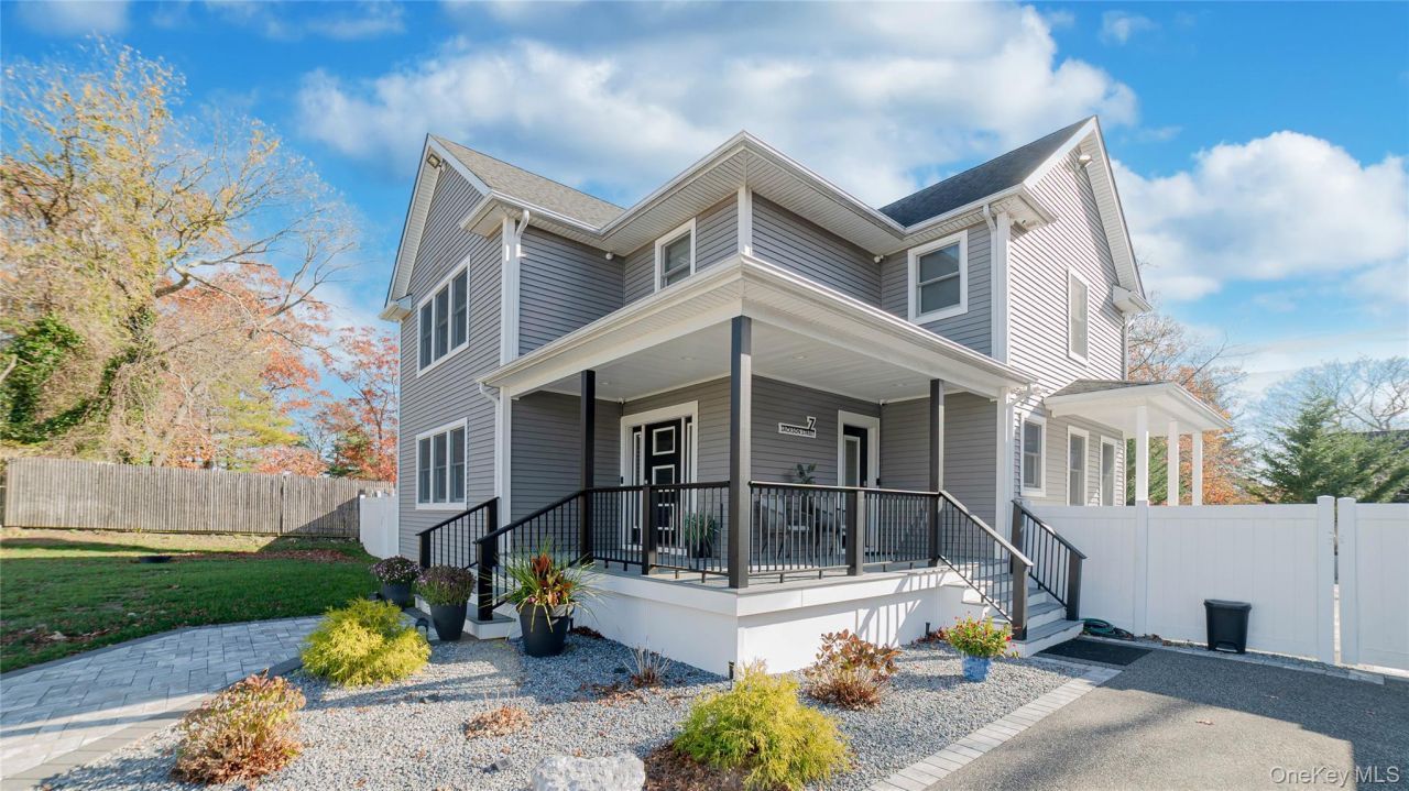 7 Jackson Street, Nesconset, NY 11767 | MLS ID 936512 - Laffey Real Estate