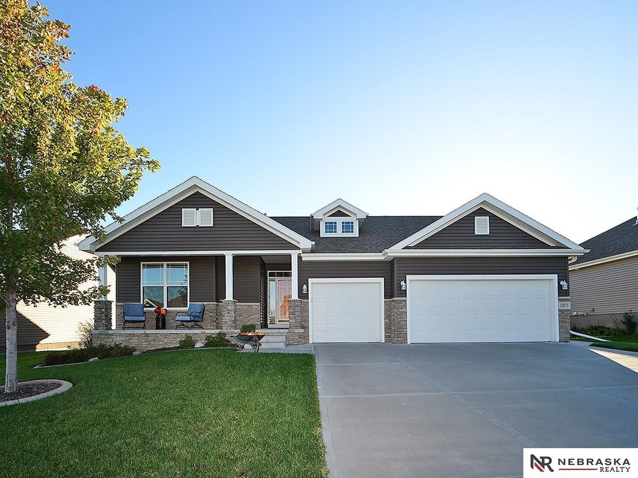 12011 S 212th Street , Gretna, NE 68028 | MLS ID 22533873 - NP Dodge Real Estate