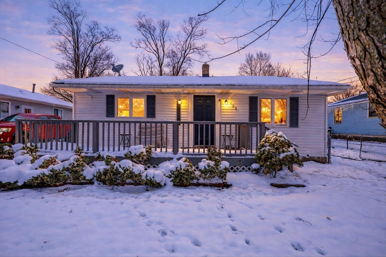 125 Nora Street Se, Grand Rapids, MI 49548 | MLS ID 26000873 - Key Realty