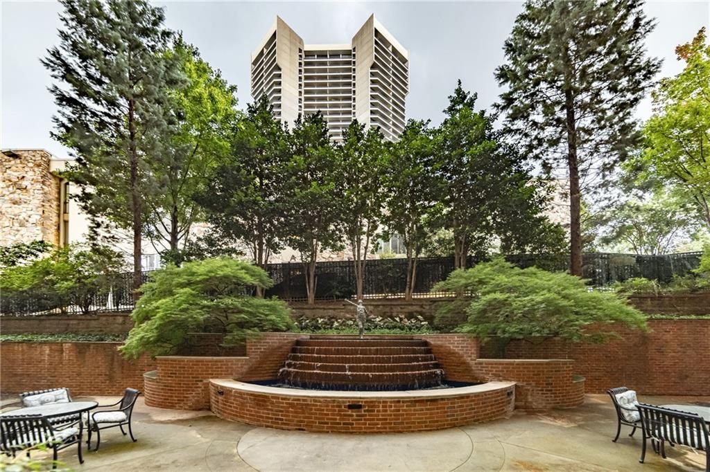 2626 Peachtree Road Nw, Unit 412, Atlanta, GA 30305 | MLS ID 7702138 ...