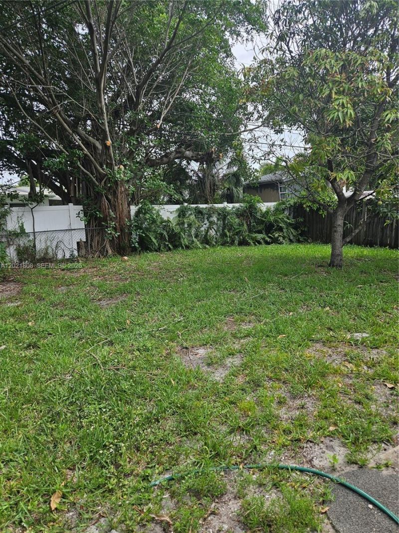 221 NW 46th Ct , Oakland Park, FL 33309 | MLS ID A12021808 - The Keyes ...