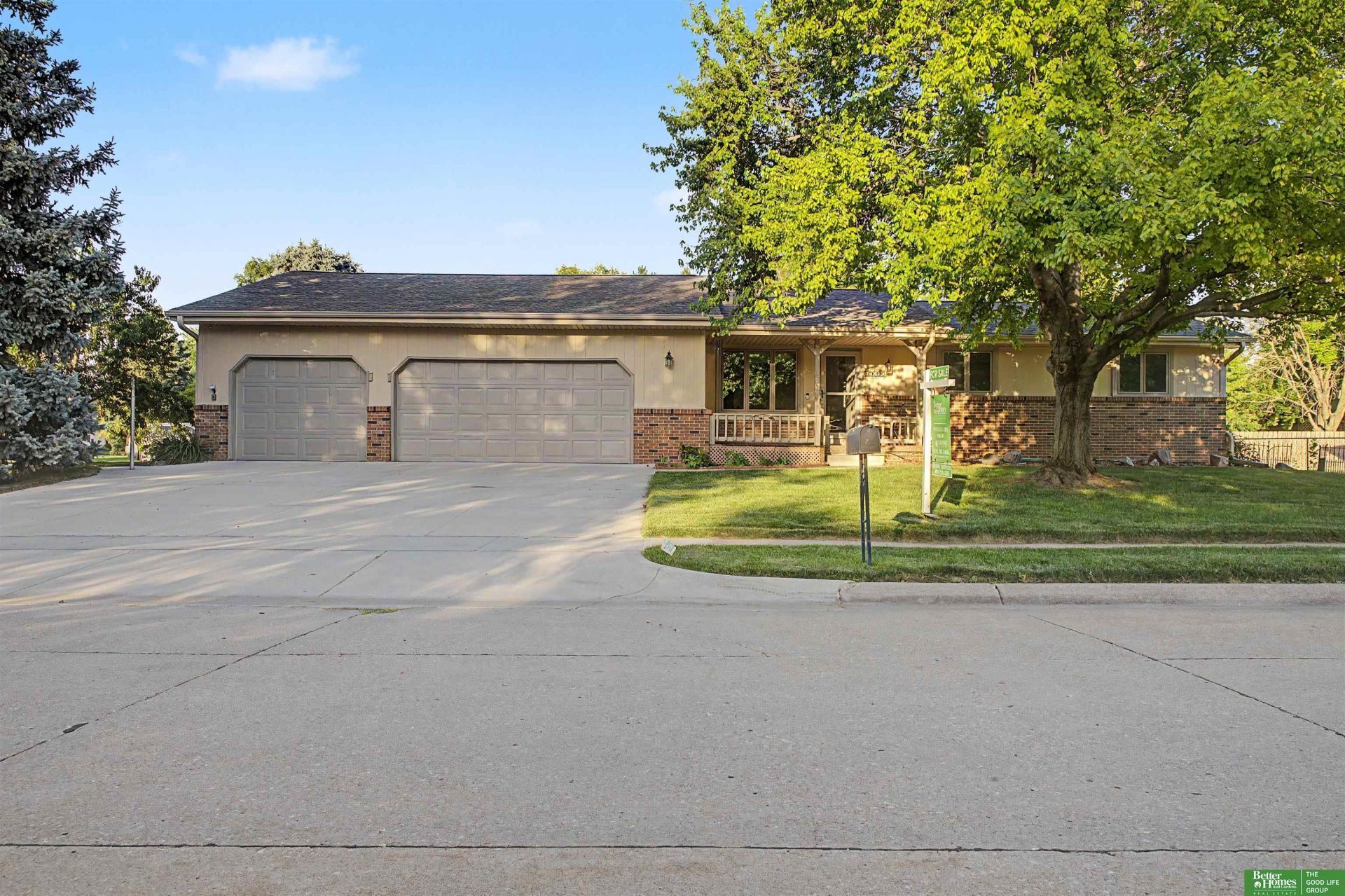 1222 N Howard Street, Fremont, NE 68025 | MLS ID 22616514 - NP Dodge ...