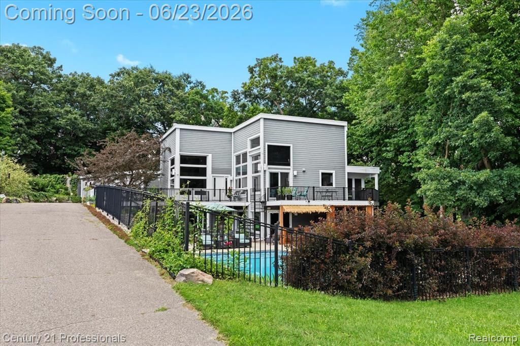 5255 Oak Hill Trail N , Commerce Township, MI 48382 | MLS ID ...