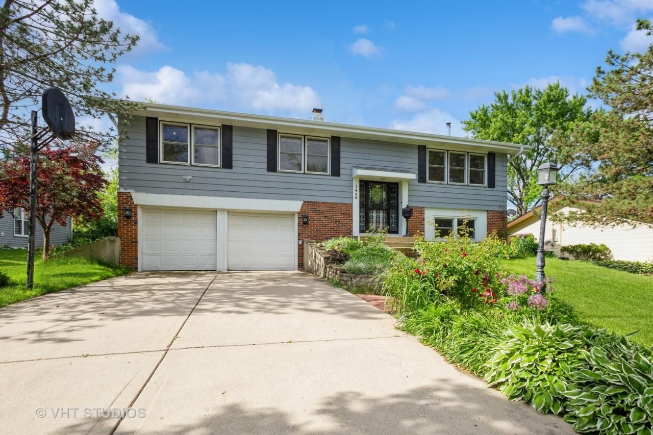1435 NOTTINGHAM LANE, HOFFMAN ESTATES, IL 60169 | bairdwarner.com | MLS ...