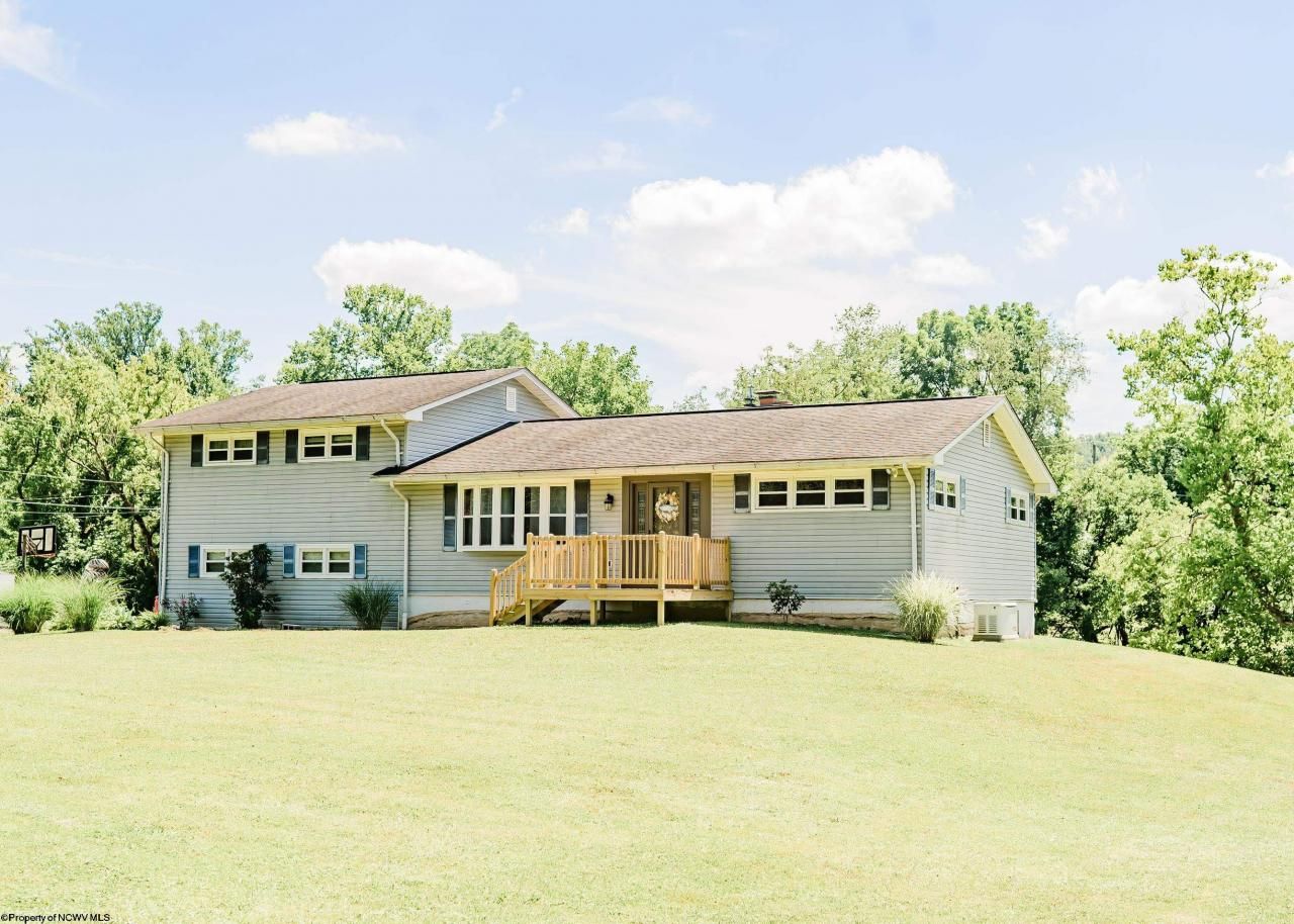 957 JACKSON MILL ROAD, JANE LEW, WV 26378 | oldcolony.com | MLS ID 10154712