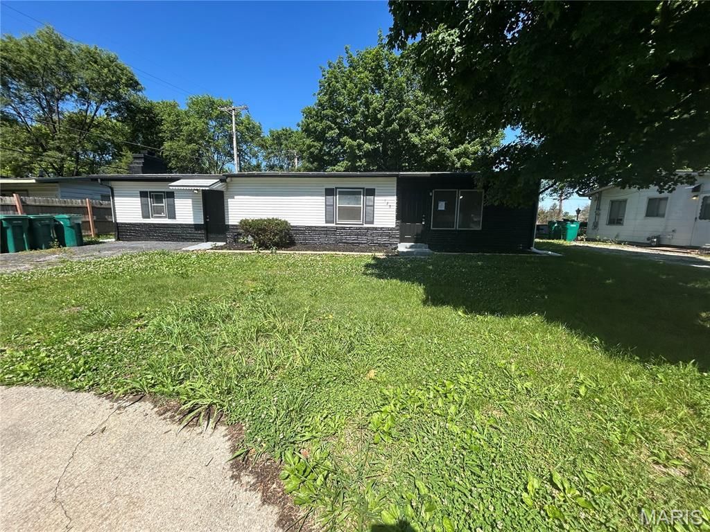 129 SAINT THOMAS LANE, EAST ST LOUIS, IL 62206 | strano.com | MLS ID ...