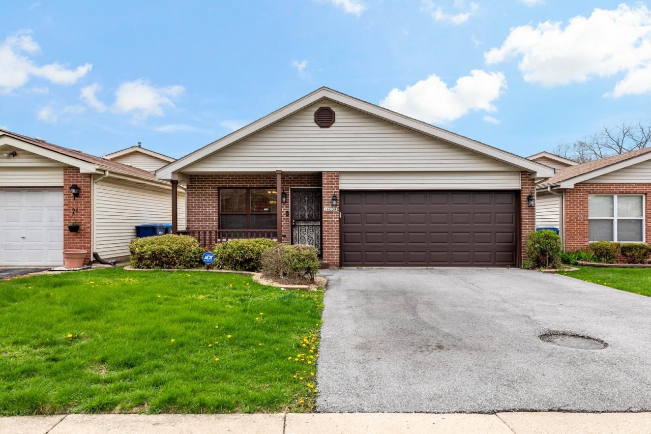 14004 WHIPPLE STREET , BLUE ISLAND, IL 60406 | bairdwarner.com | MLS ID ...