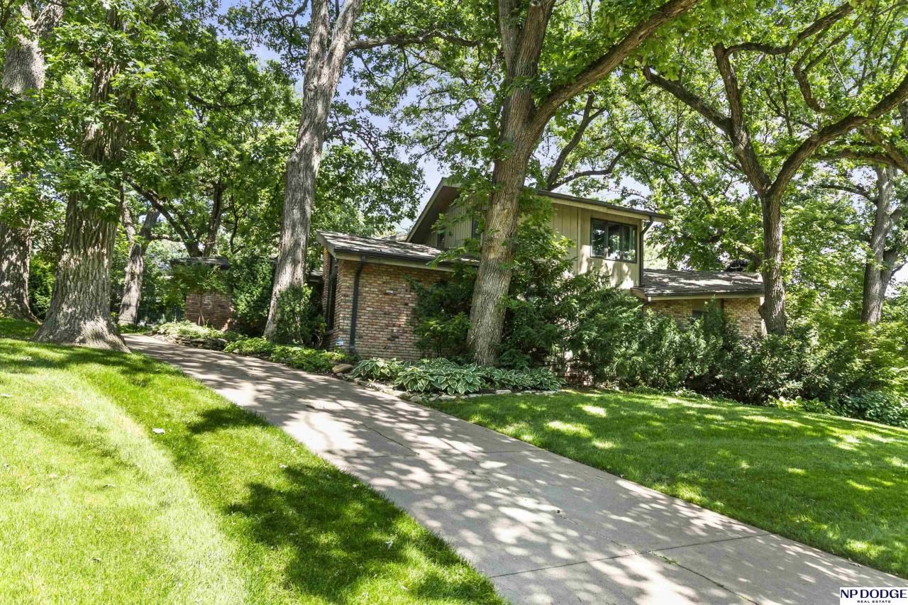 9718 FREDERICK STREET , OMAHA, NE 68124 | npdodge.com | MLS ID 22519266