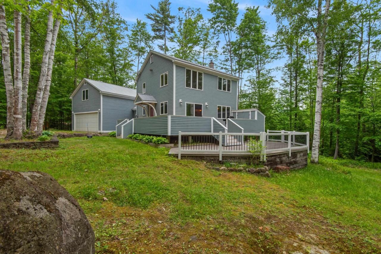 180 ASH STREET, CONWAY, NH 03860 | badgerpeabodysmith.com | MLS ID 5045273
