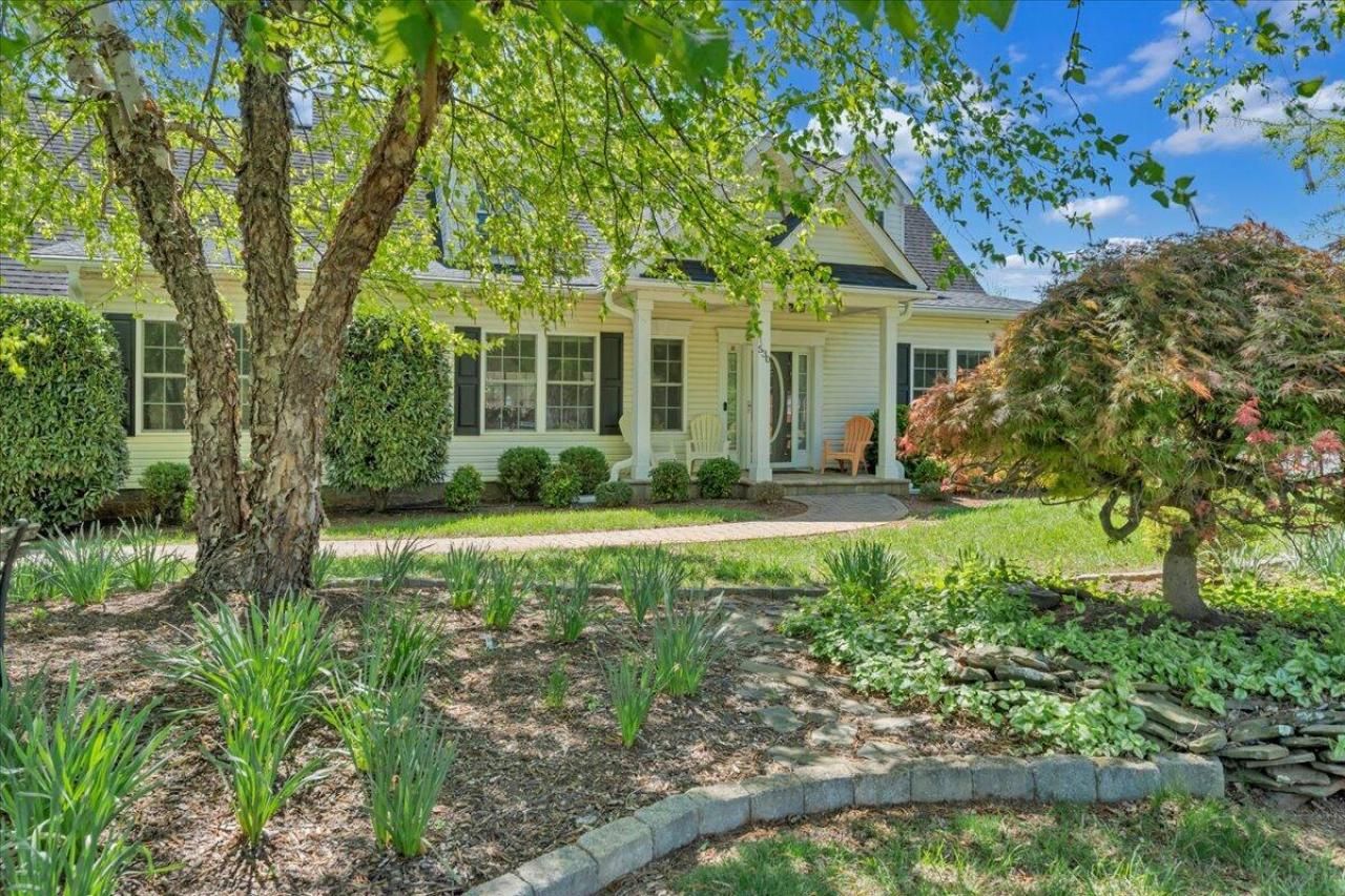 530 MALLARD POINT RD, WIRTZ, VA 24184 | mkbrealtors.com | MLS ID 916372