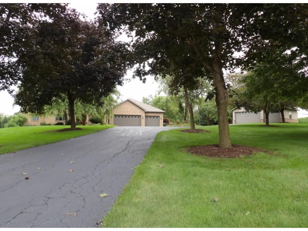 6200 COUNTY ROAD TT, MEDINA, WI 53559 | starkhomes.com | MLS ID 2002112
