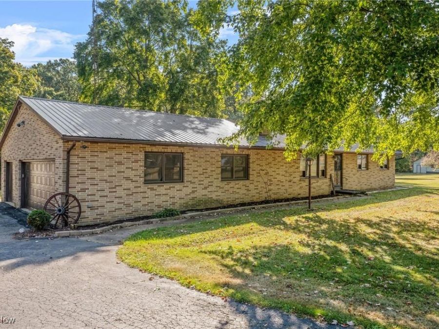 10575 BURBANK ROAD , BURBANK, OH 44214 | cutlerhomes.com | MLS ID 5159480