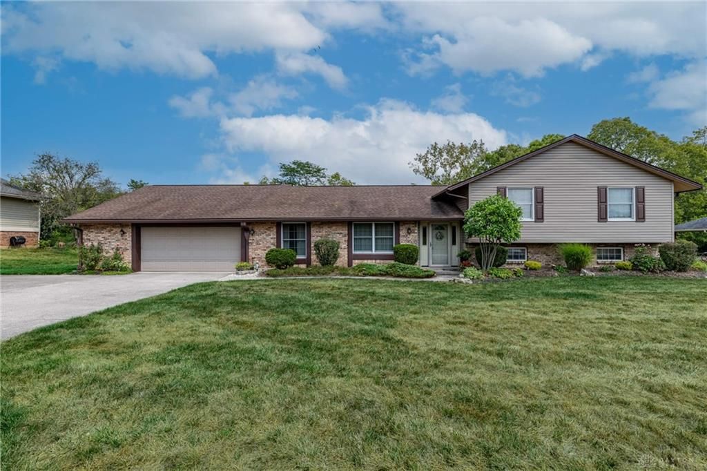 7308 TAMARIND TRAIL, CENTERVILLE, OH 45459 | irongaterealtors.com | MLS ...