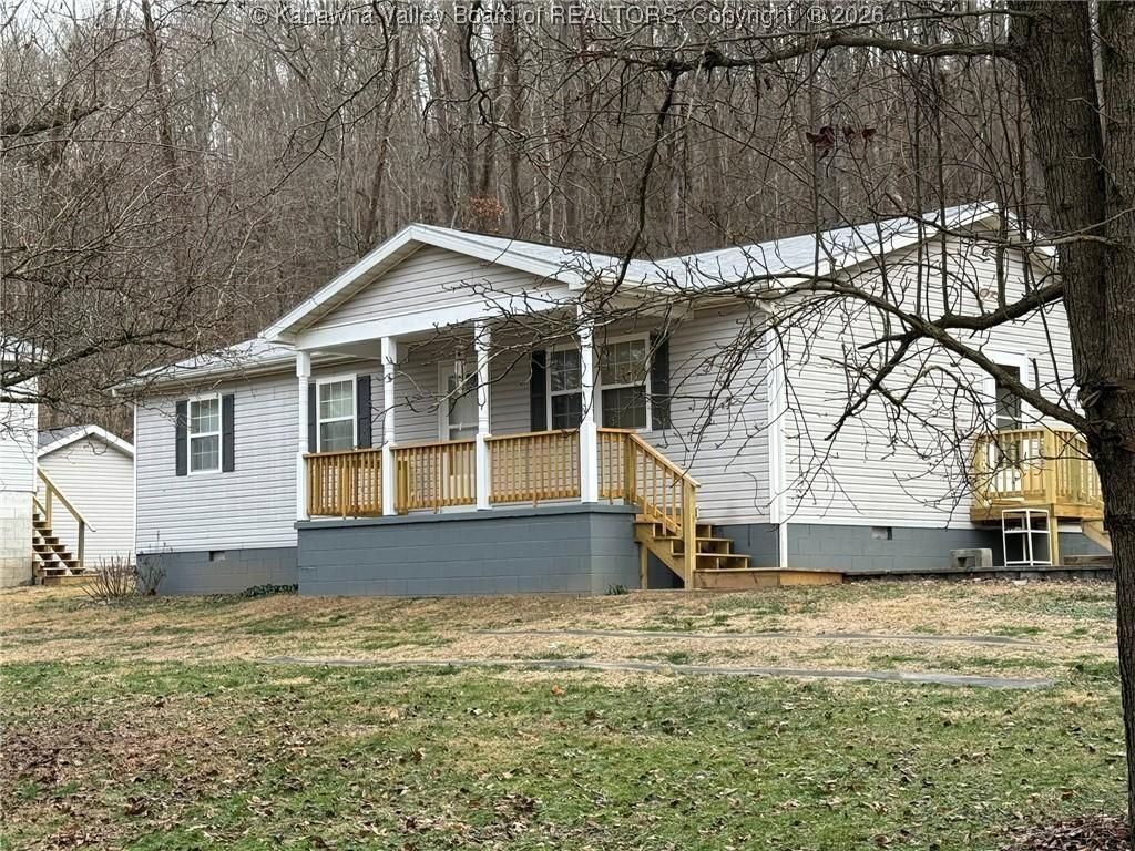 1355 BUCKNER ROAD, TORNADO, WV 25202 | oldcolony.com | MLS ID 281807