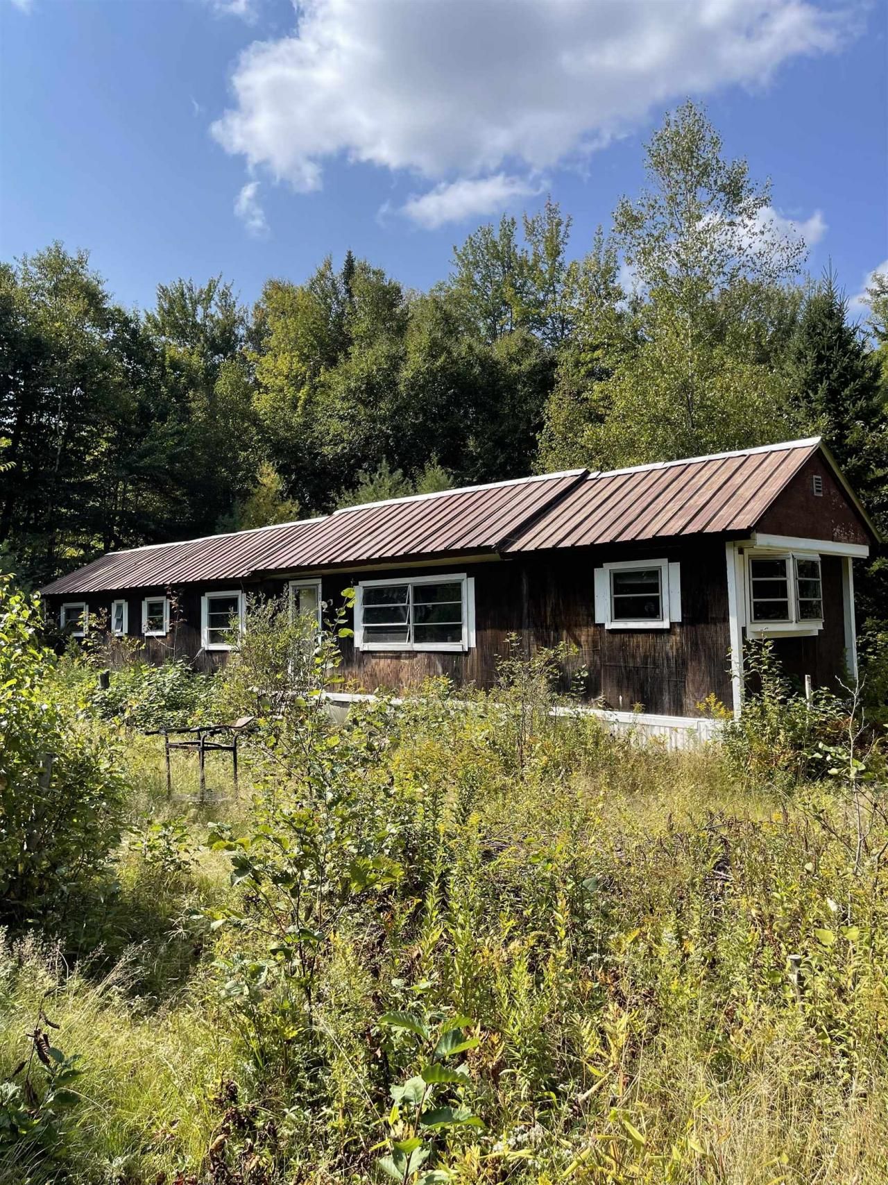 20 BROCK LANE, GROTON, NH 03241 | badgerpeabodysmith.com | MLS ID 5076462